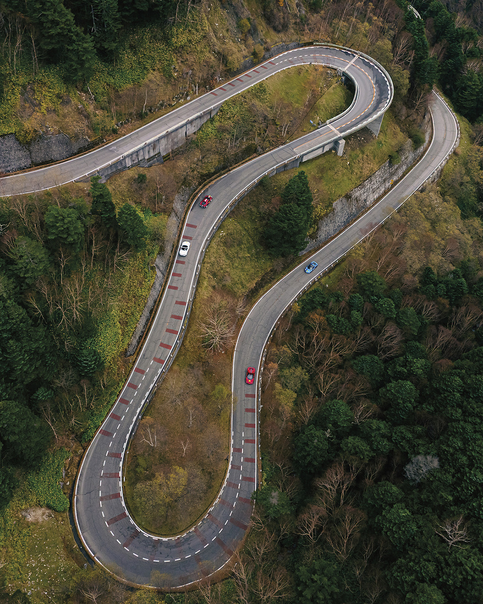 에디터가 경험한 ‘페라리 그랜드 투어 재팬 2025’ 취재기 | 얼루어 코리아 (Allure Korea)